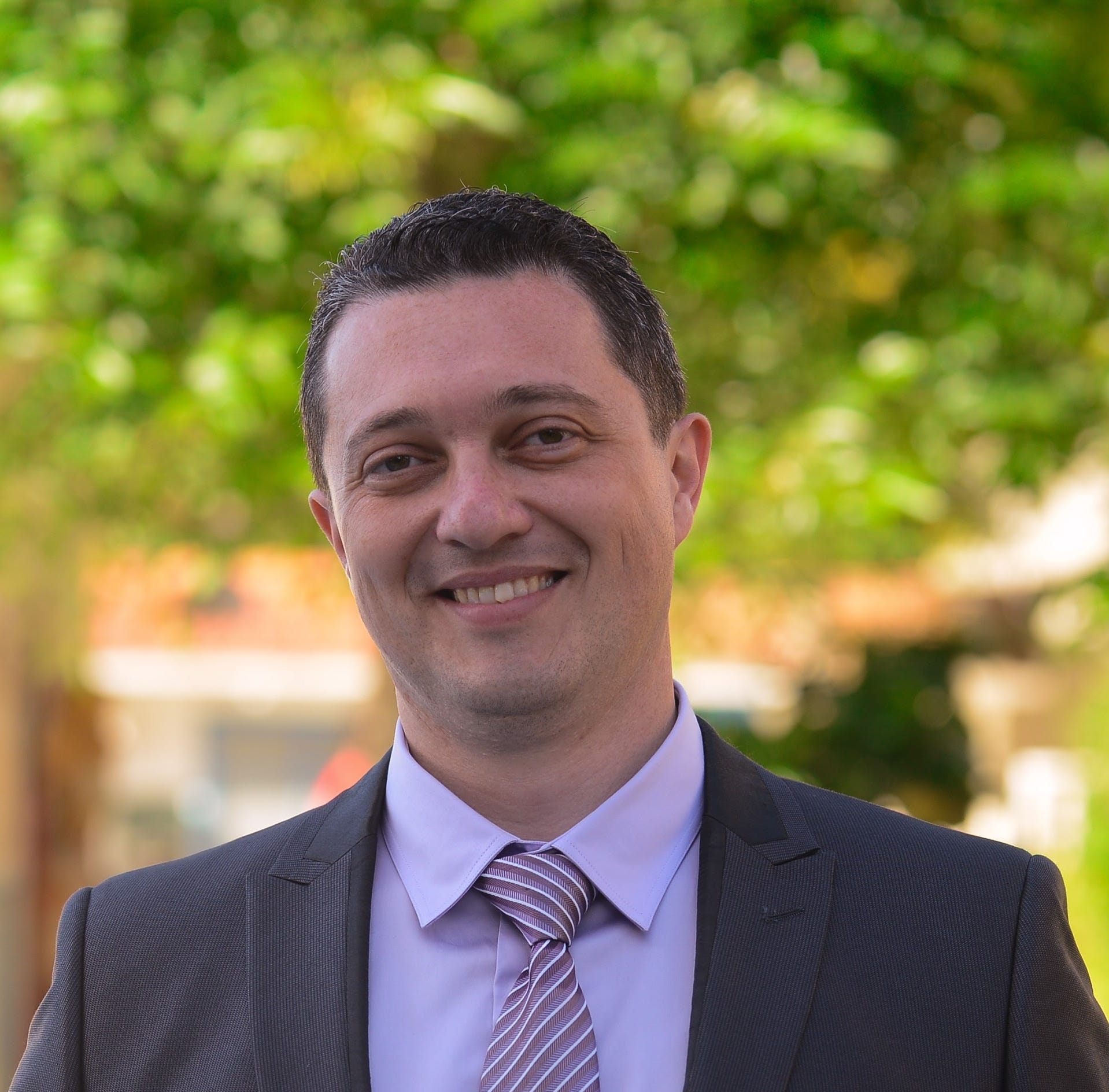 Michael Chernin – Medium