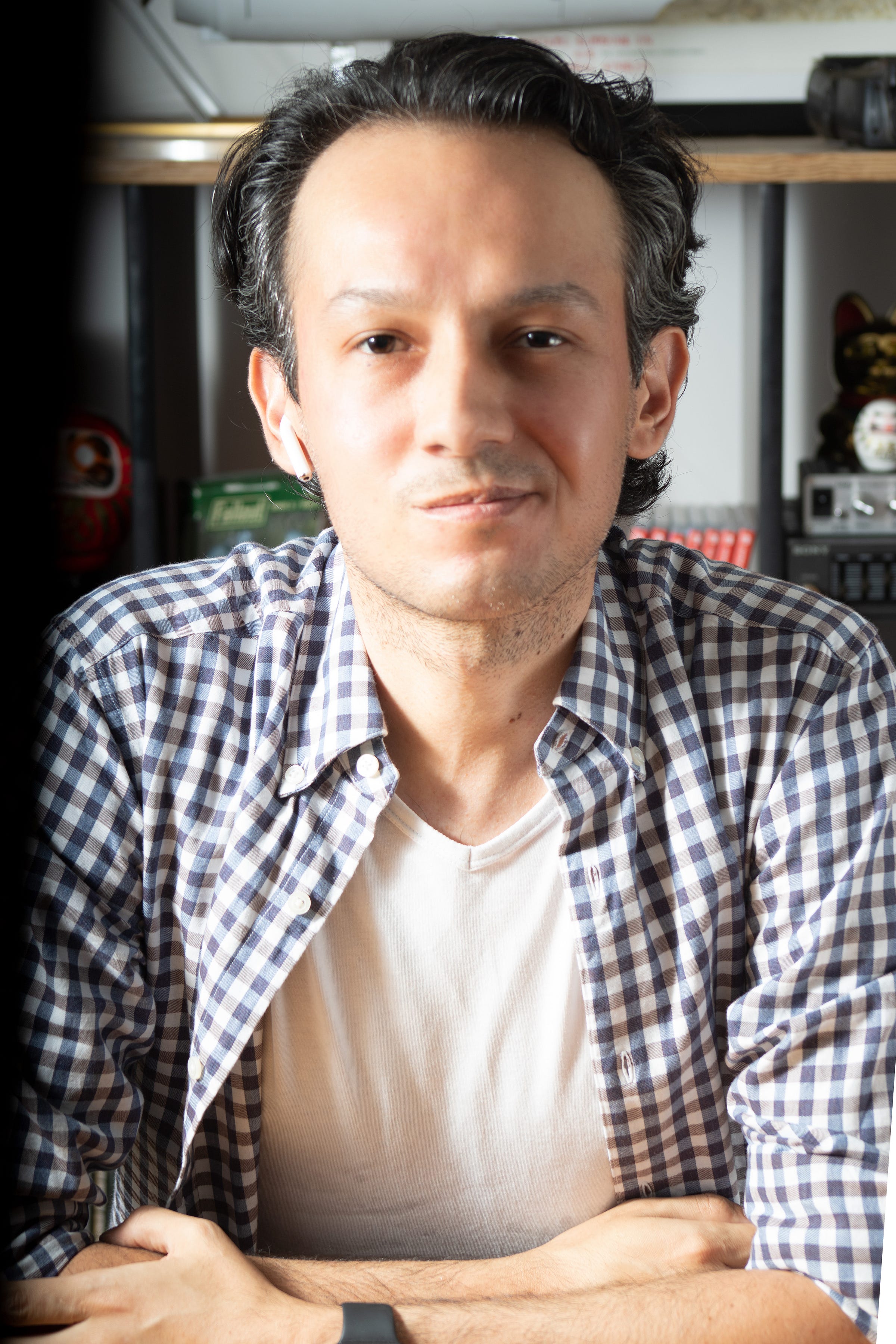 Sergio Borja – Medium