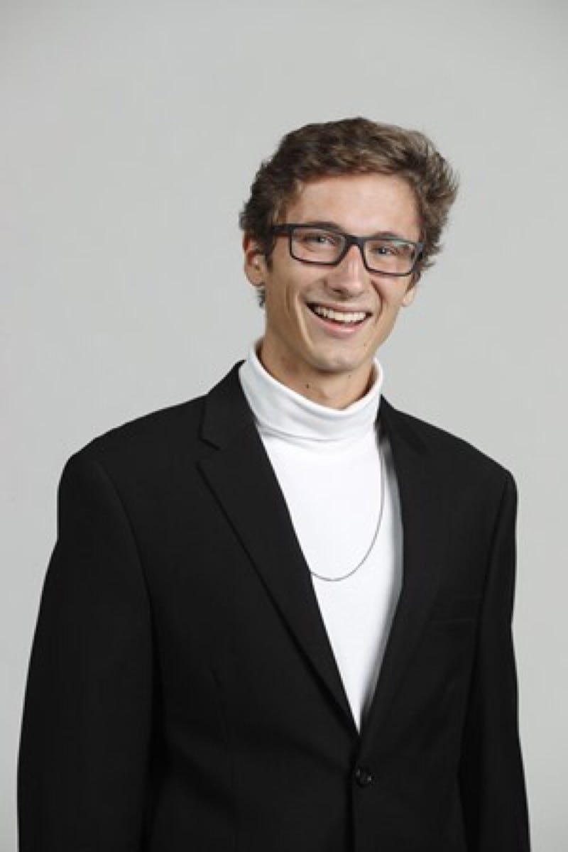 Chantz Visse – Medium