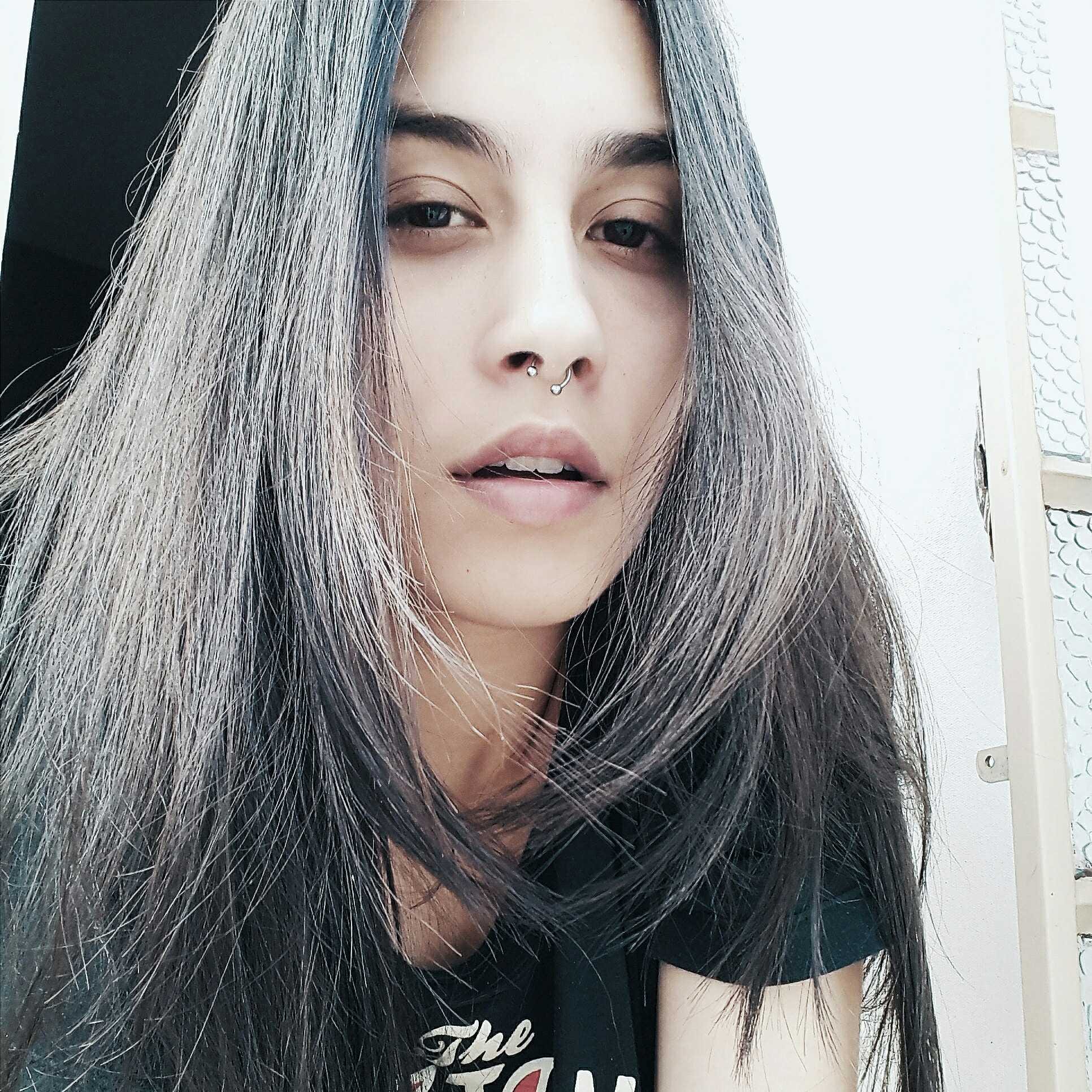 Laura Portela – Medium