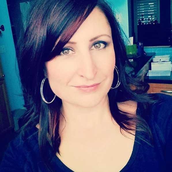 Eva Bugaric – Medium