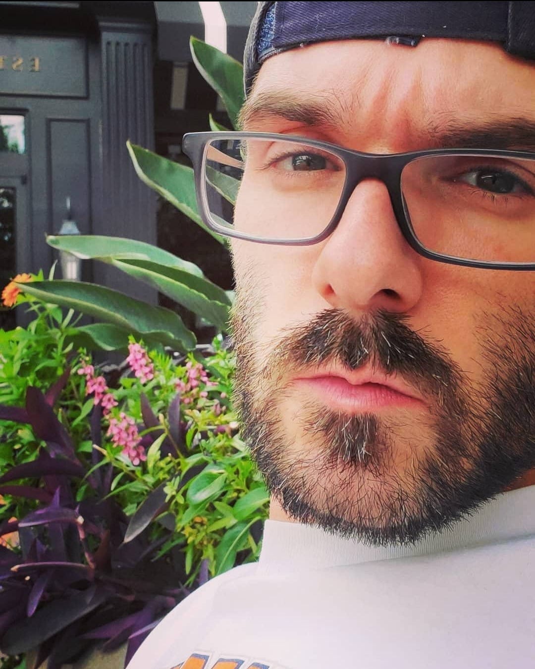 Michael Pratt – Medium