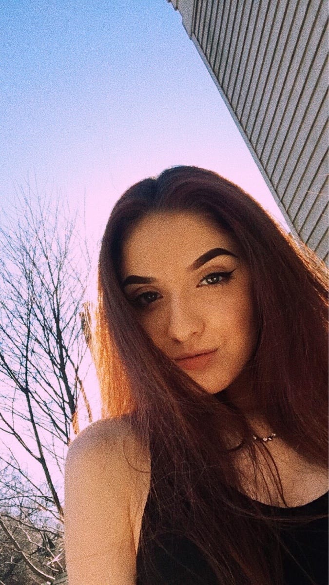 Liv Ramirez – Medium