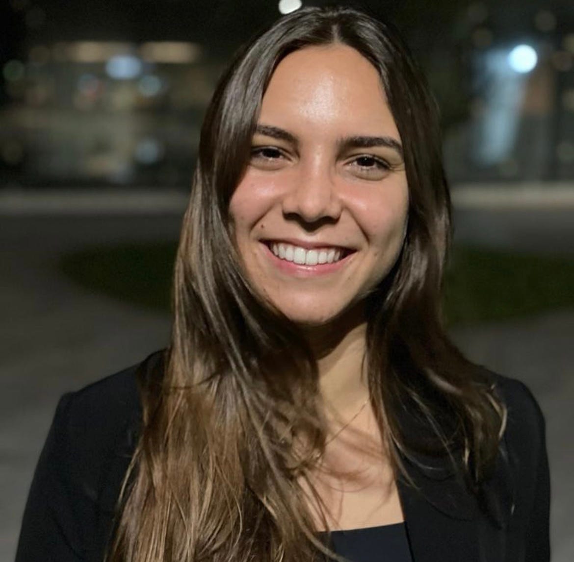Beatriz Fernandes – Medium
