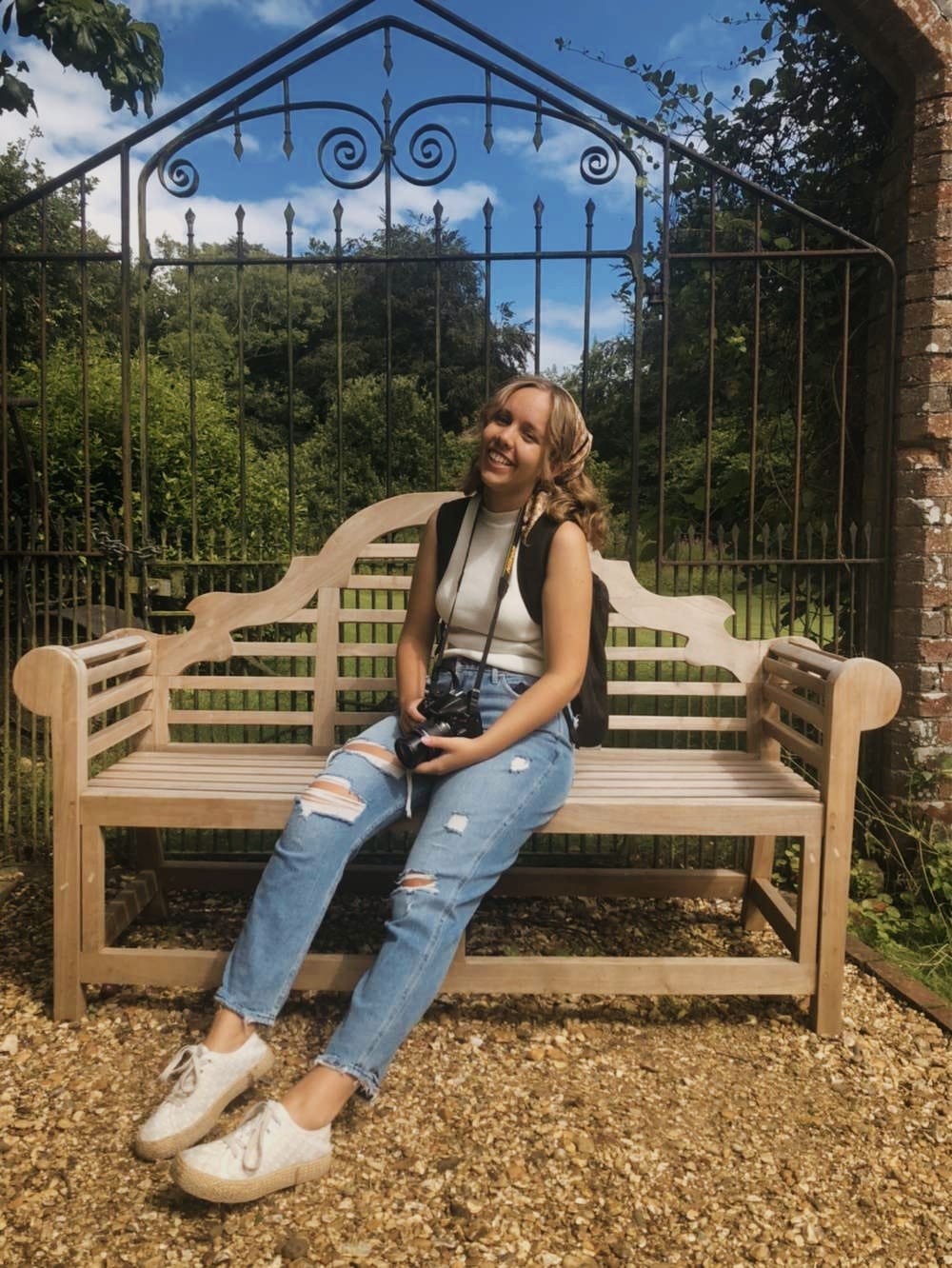 Kelsey Felton – Medium