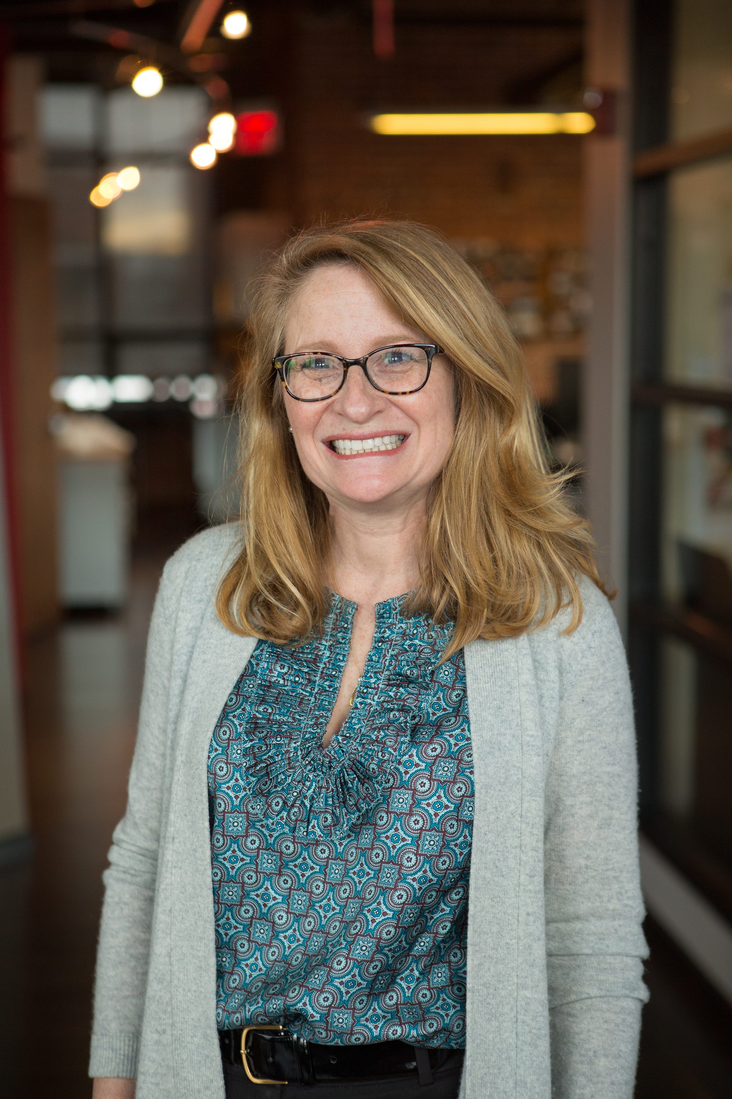 Ellen Diamond – Medium