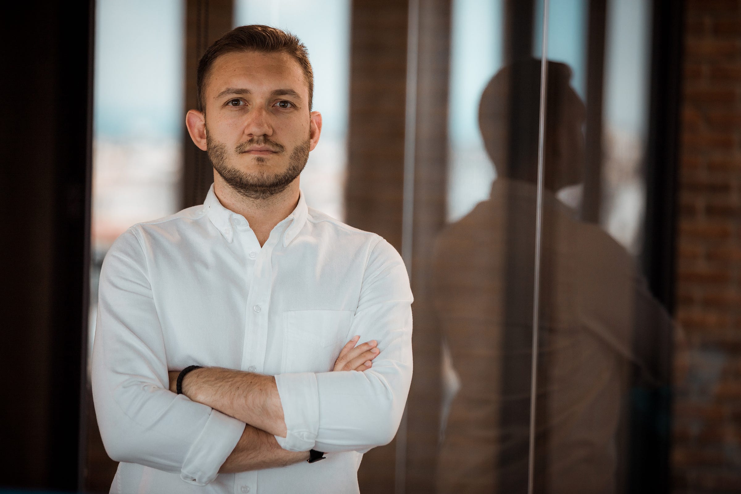 Daniel Mitev – Medium
