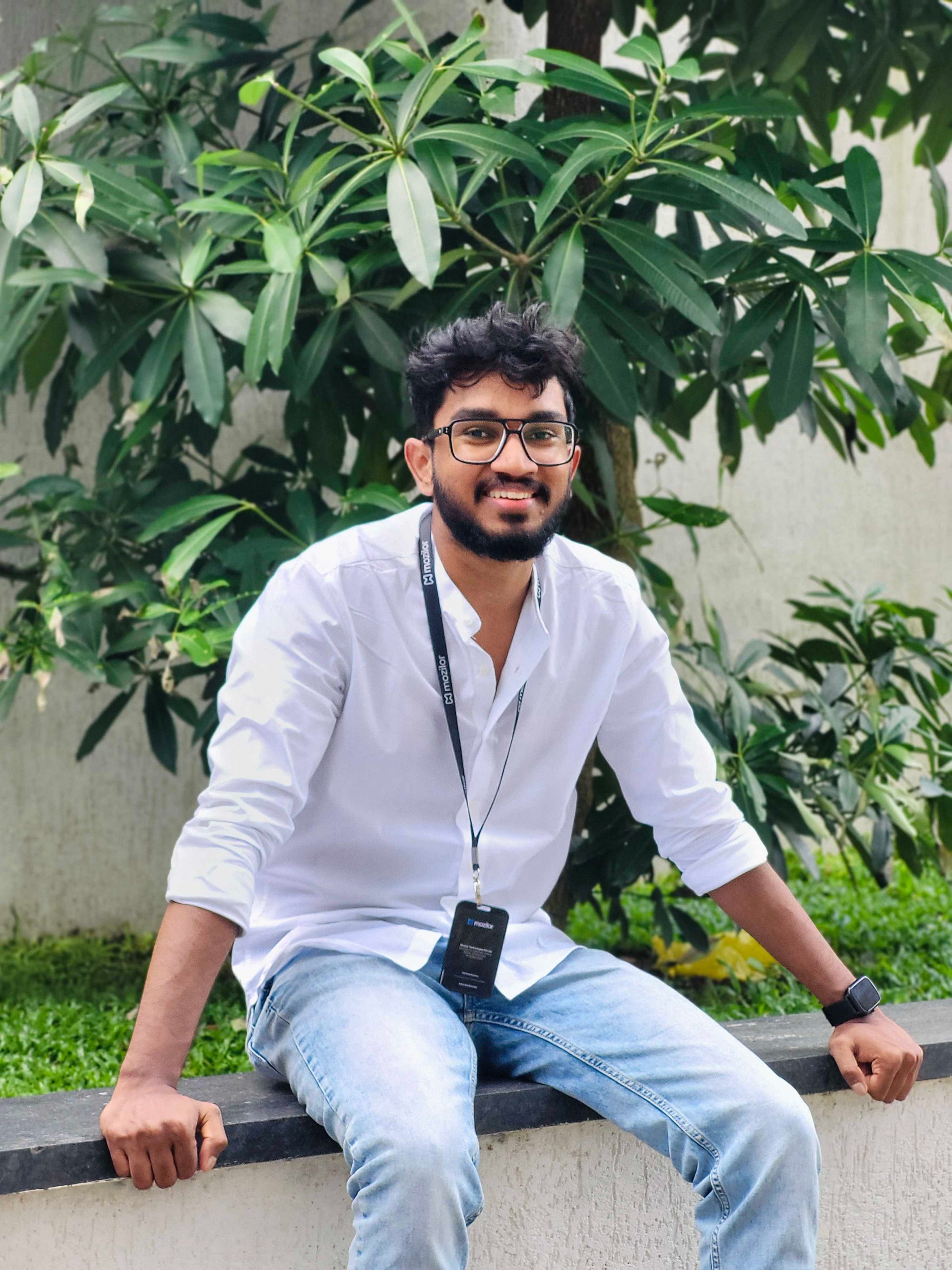 Yuval Shakti – Medium