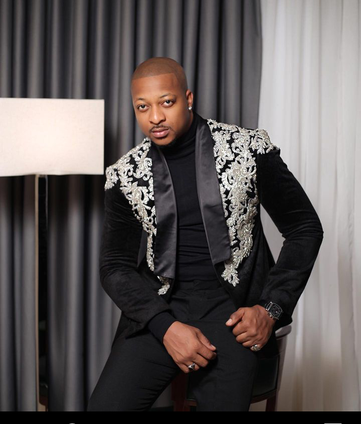 Ik Ogbonna – Medium