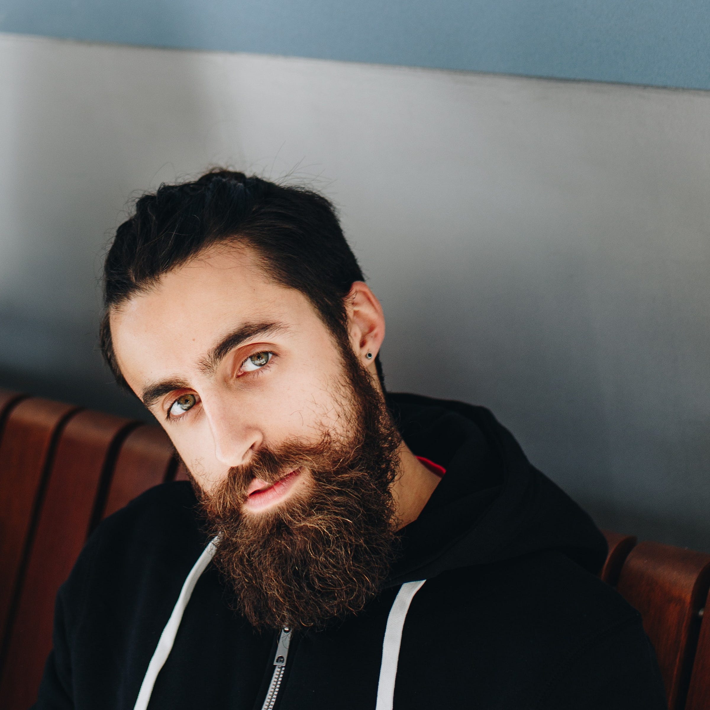 Eric Jones – Medium