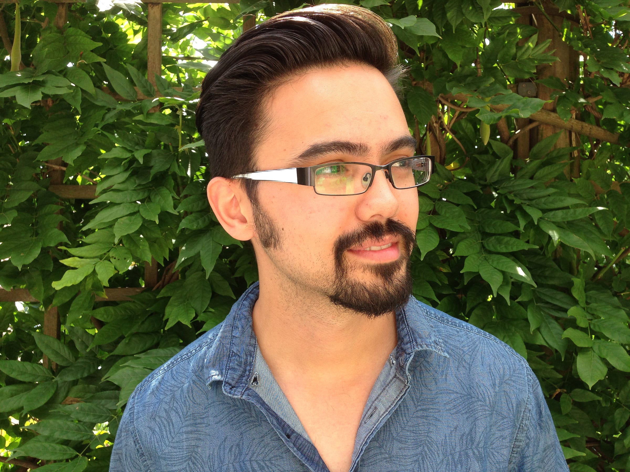 Alex Manarpies – Medium