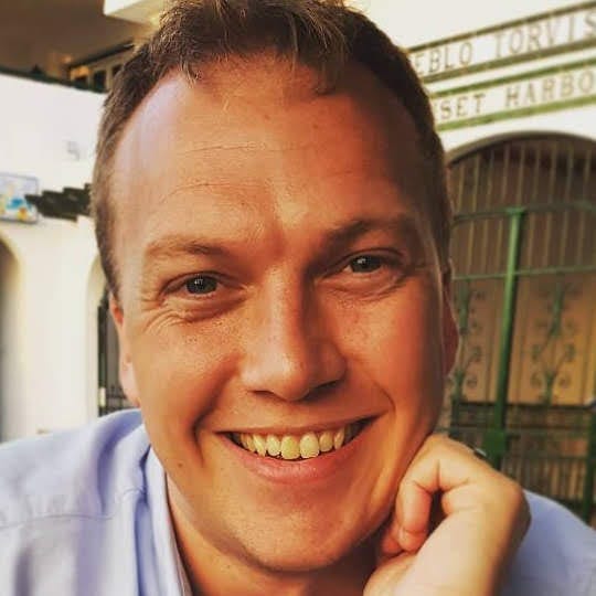 Thomas Heard – Medium
