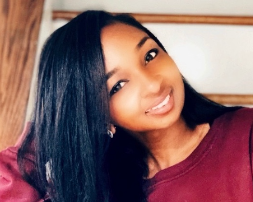 Tracey Amara Thompson – Medium