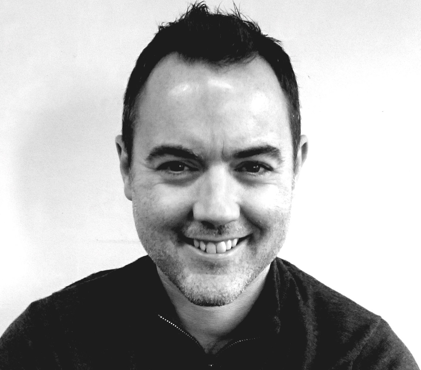 Kev Jones – Medium