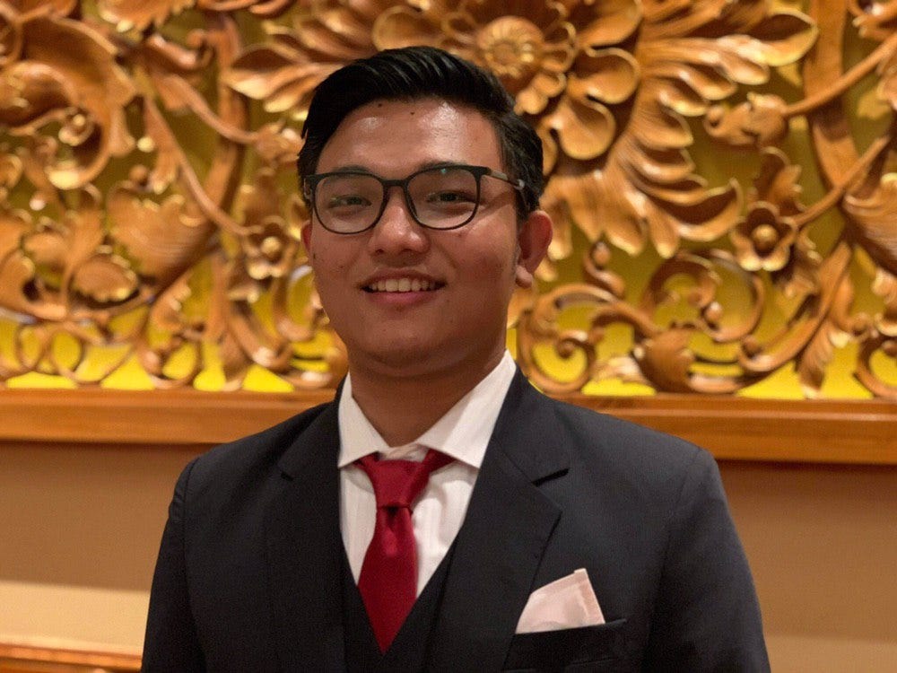 Htut Lynn Aung – Medium