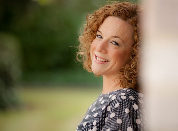 Lisa Parkes, The Smiley Coach – Medium