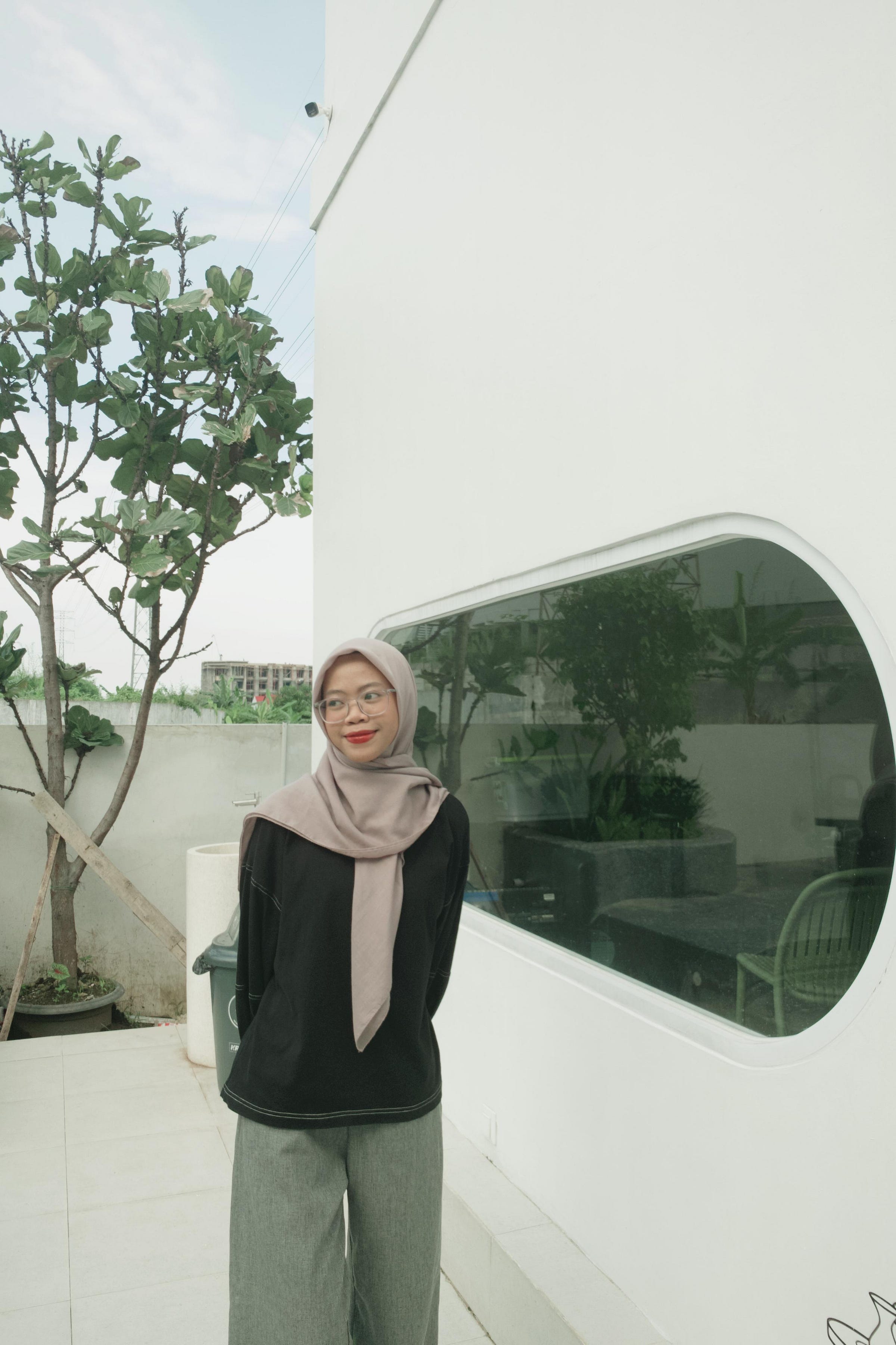 Annisa – Medium
