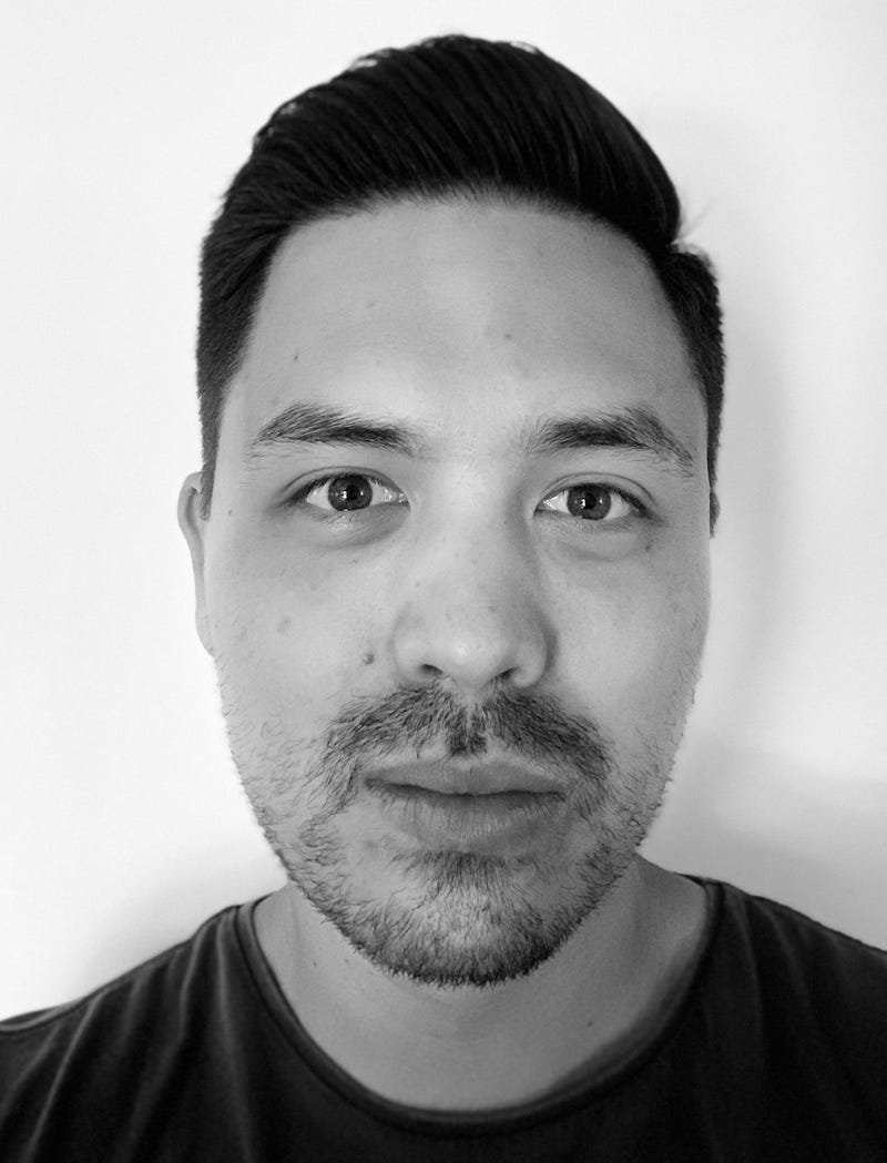 About – Daniel Hoolahan – Medium