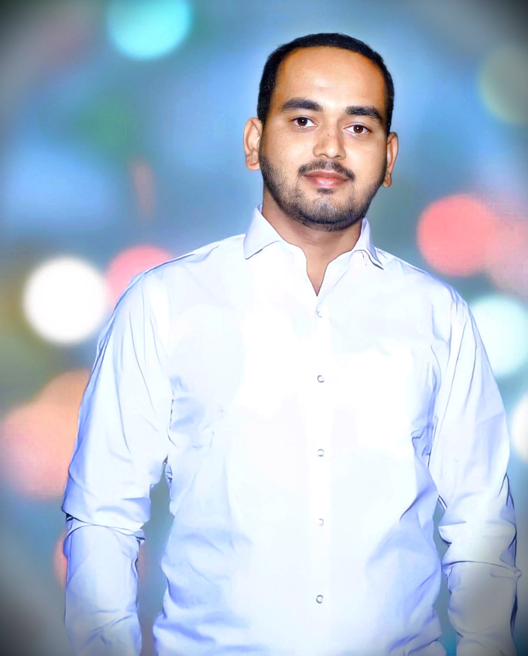 Rushi Mhaske – Medium