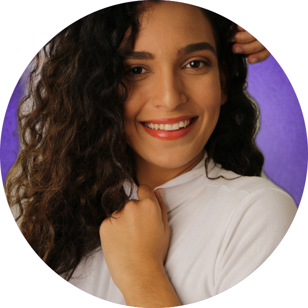 Isabela Custódio – Medium