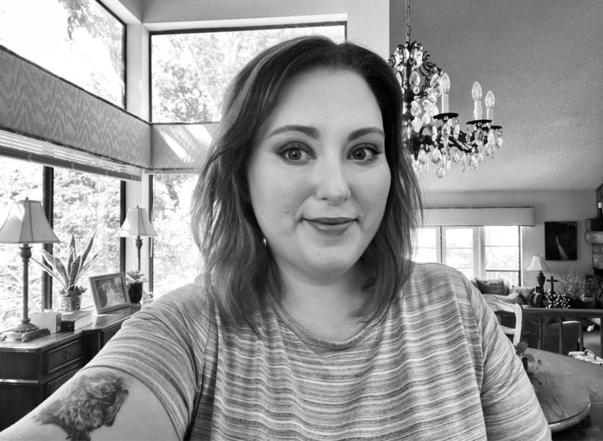 Lexie Perry – Medium
