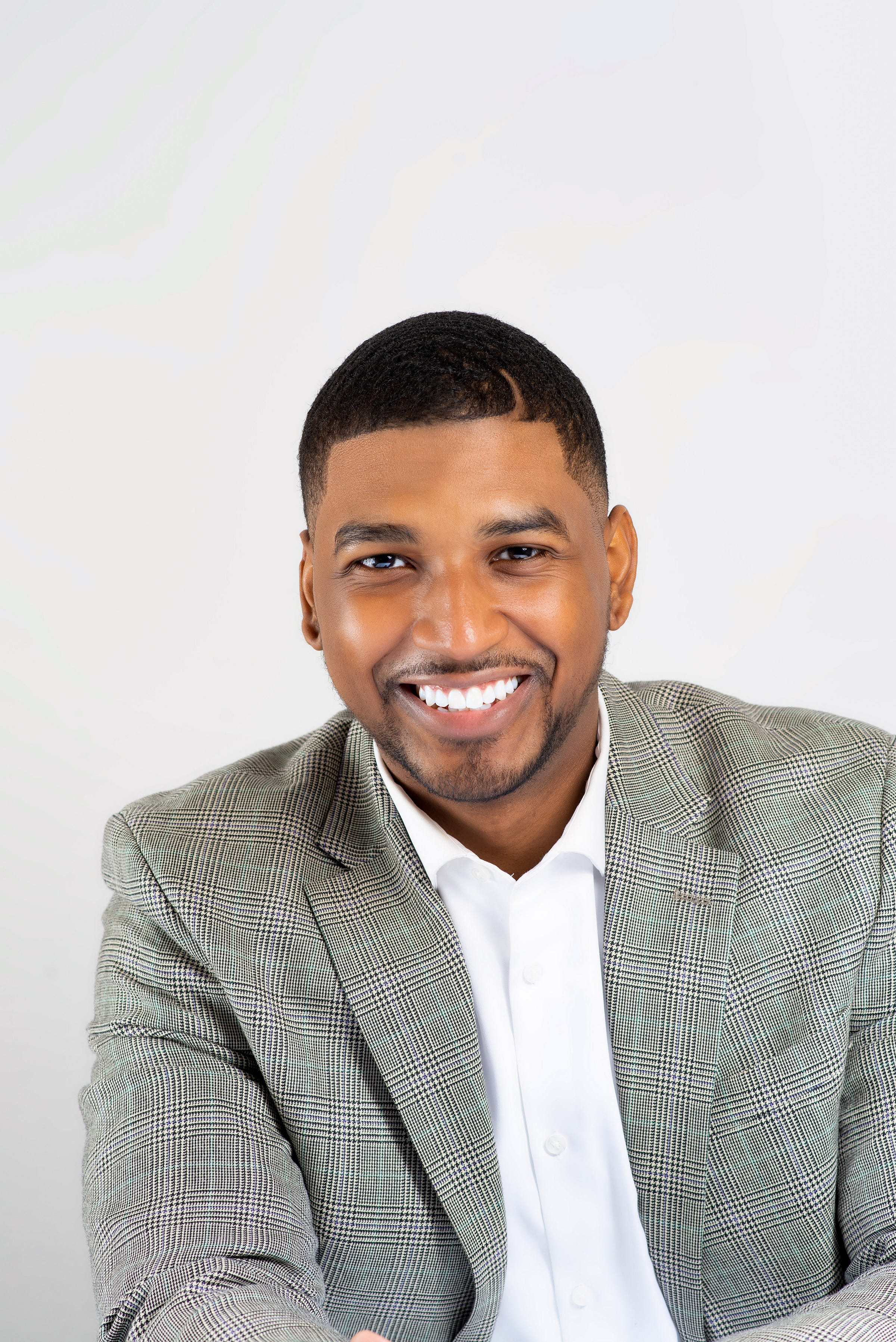 Reginald Bullock II - Tech With Reggie – Medium