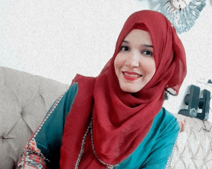 Ammara Aamir – Medium