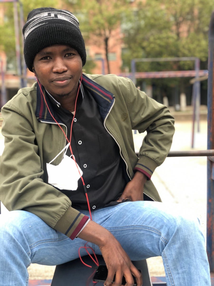 Auwalamshi – Medium