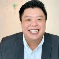 Daniel Huang, CFA – Medium