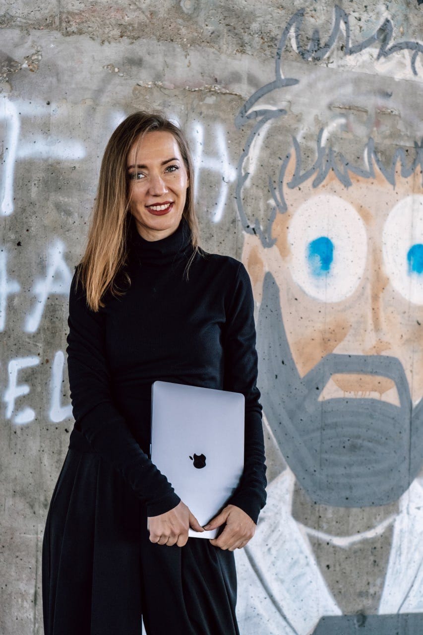 Julia Ranich – Medium