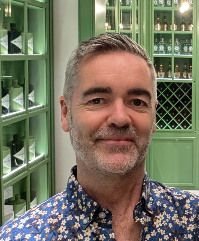 Mark Teehan – Medium