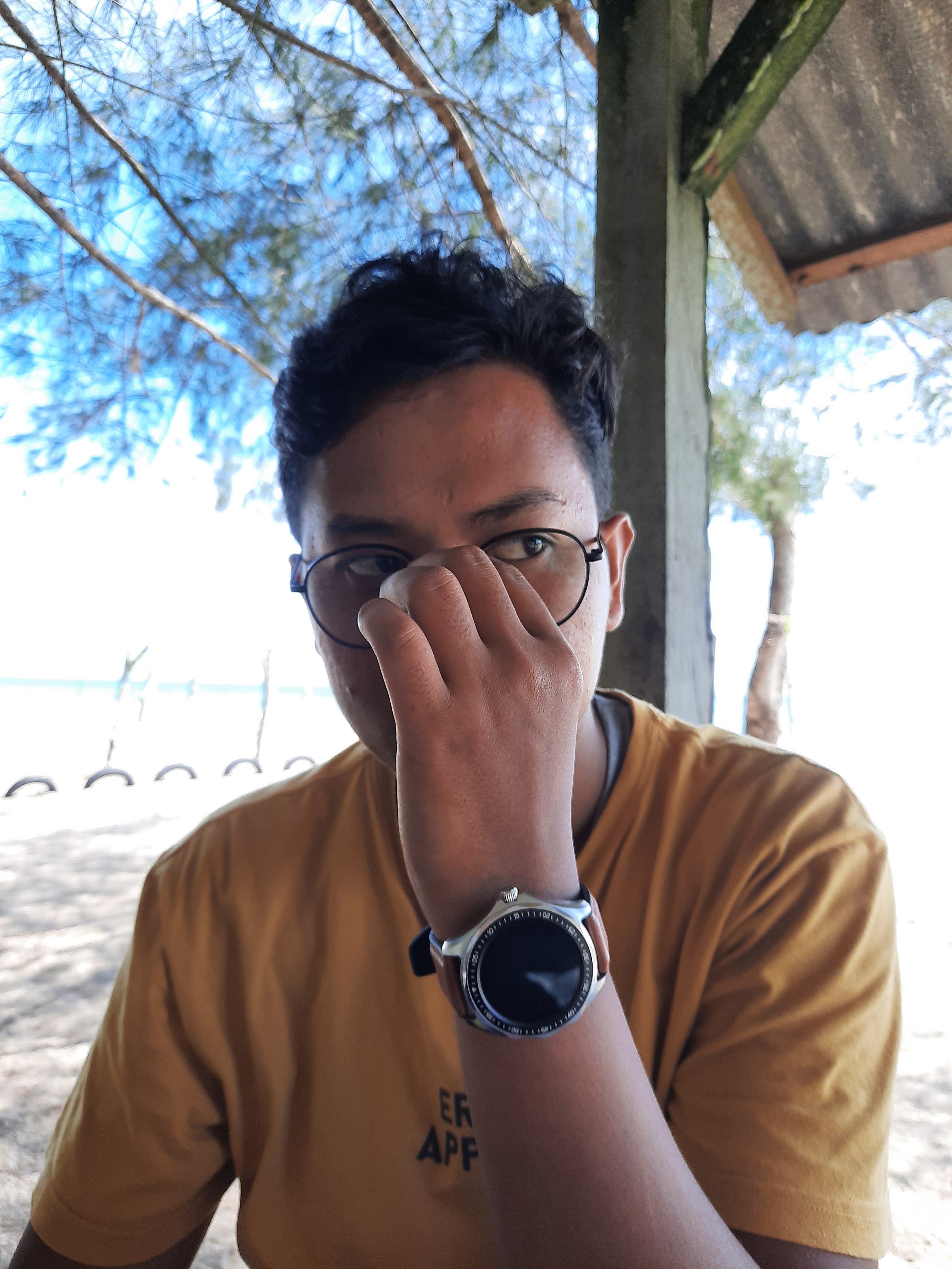 Hanafi Rafis – Medium