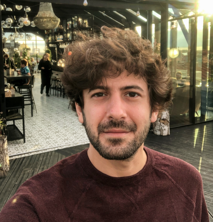 Tal Shavit – Medium