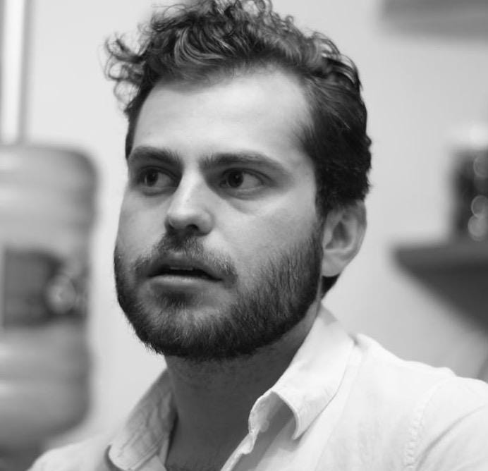Jorge Alexis Fraymann Oechler – Medium