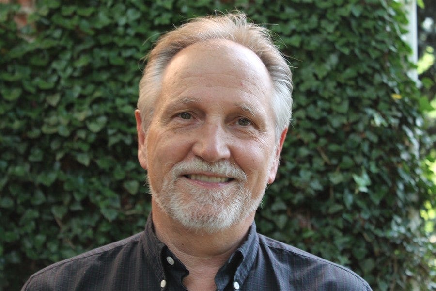 Gary Hardwick – Medium