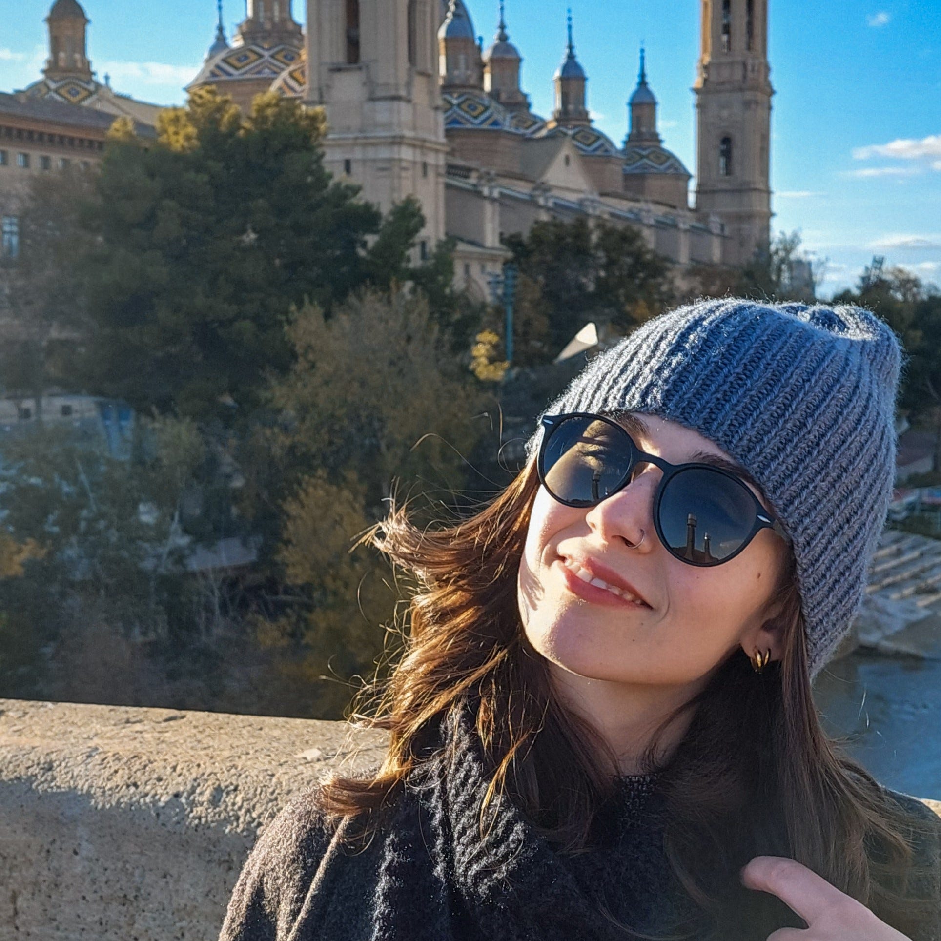 Ana Carolina Lorenzet Galvan – Medium