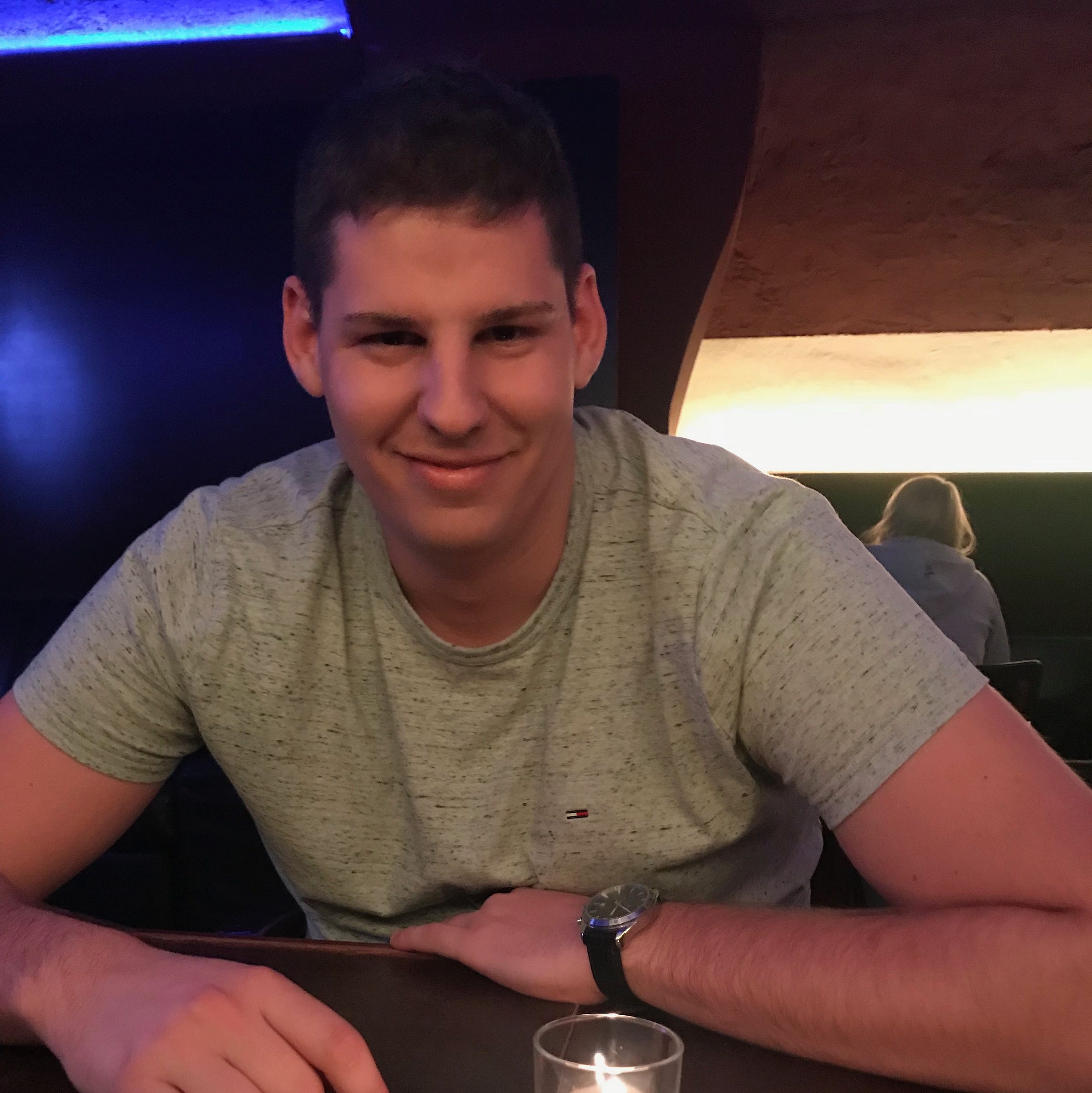 Alexander – Medium