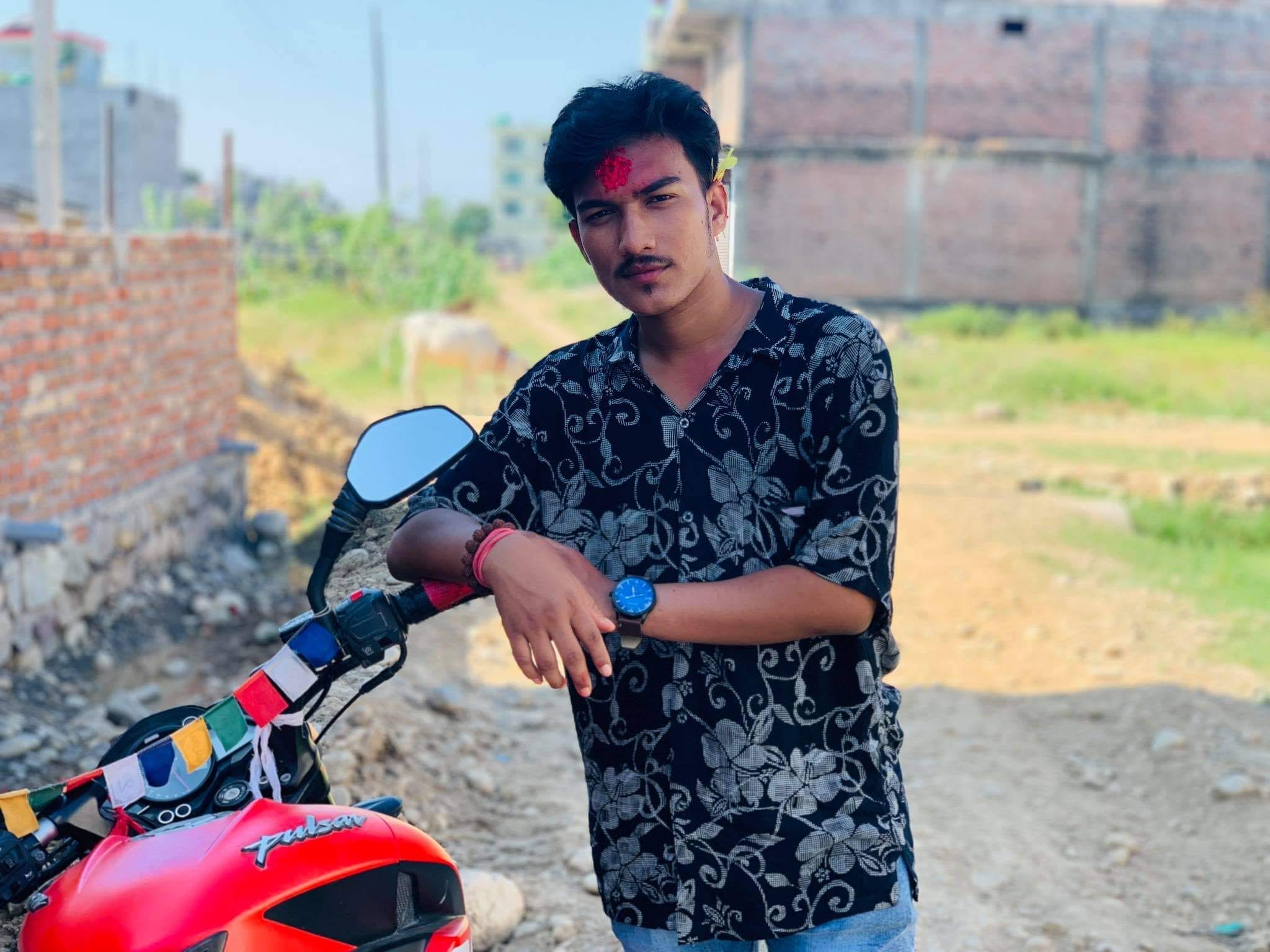 Bhuwan – Medium