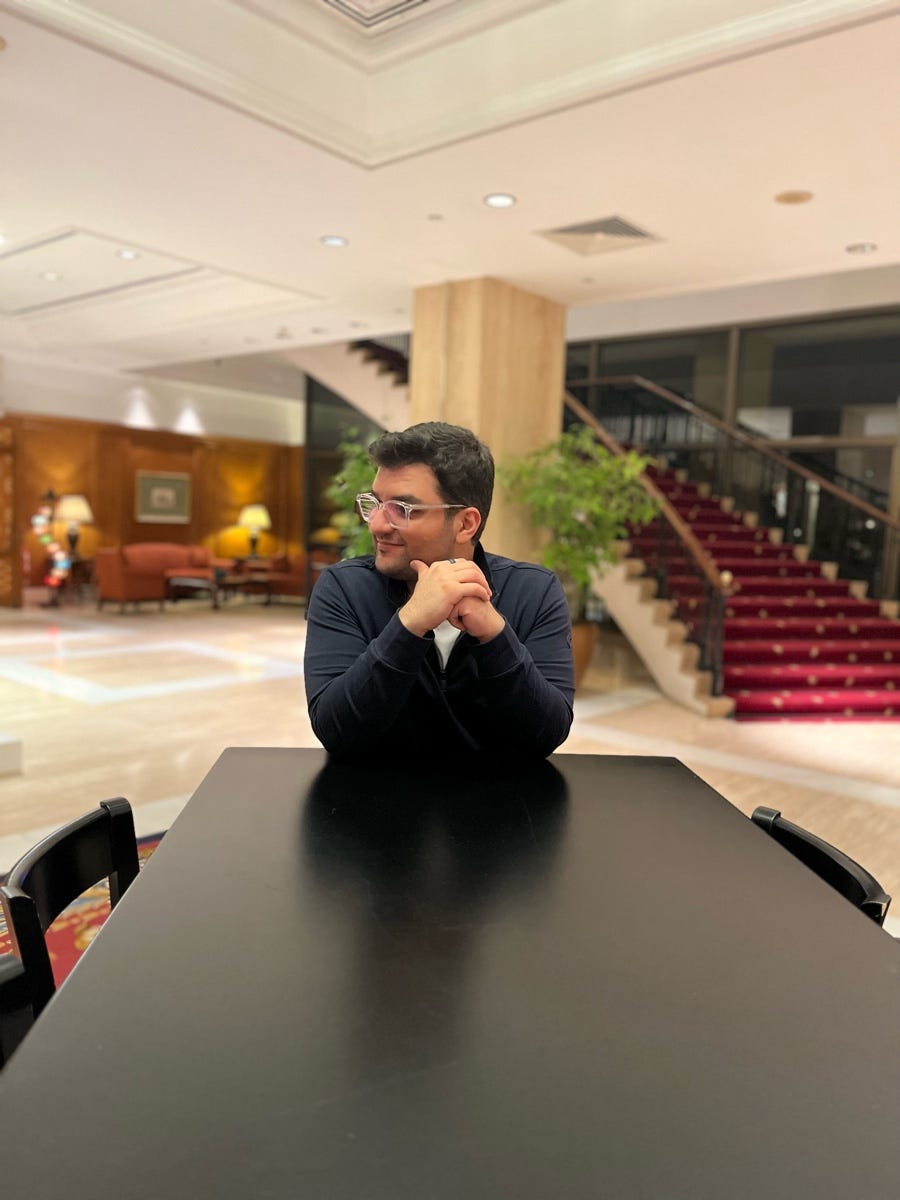 Huseyin Huseyinzade – Medium