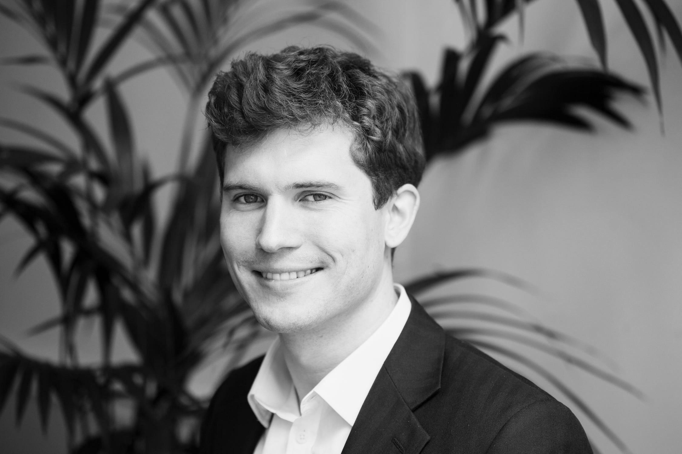 Harry Lancaster – Medium