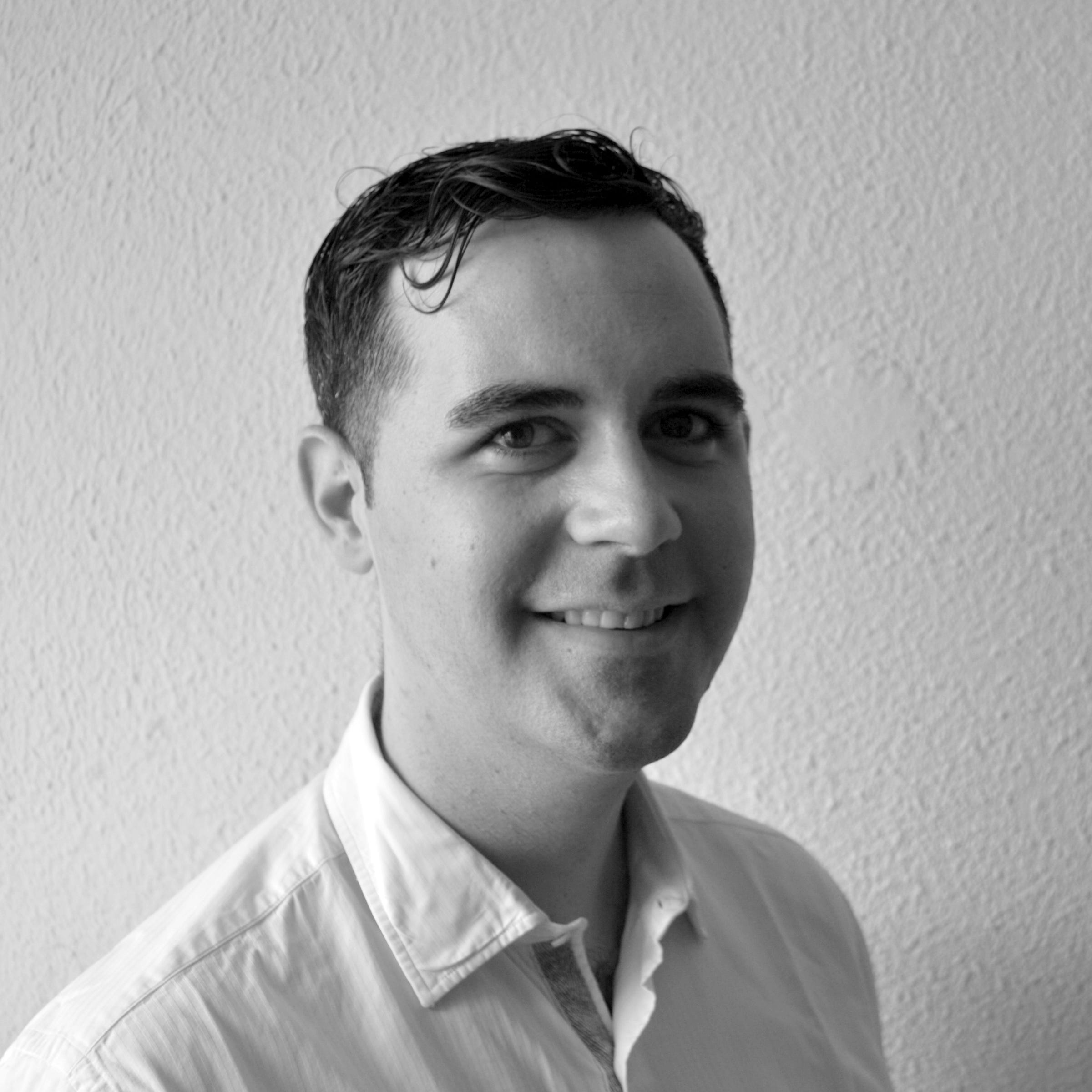 GERARD PETER COEN – Medium