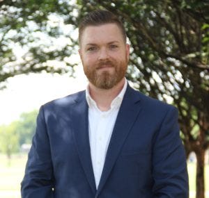 Ken Reddick – Medium