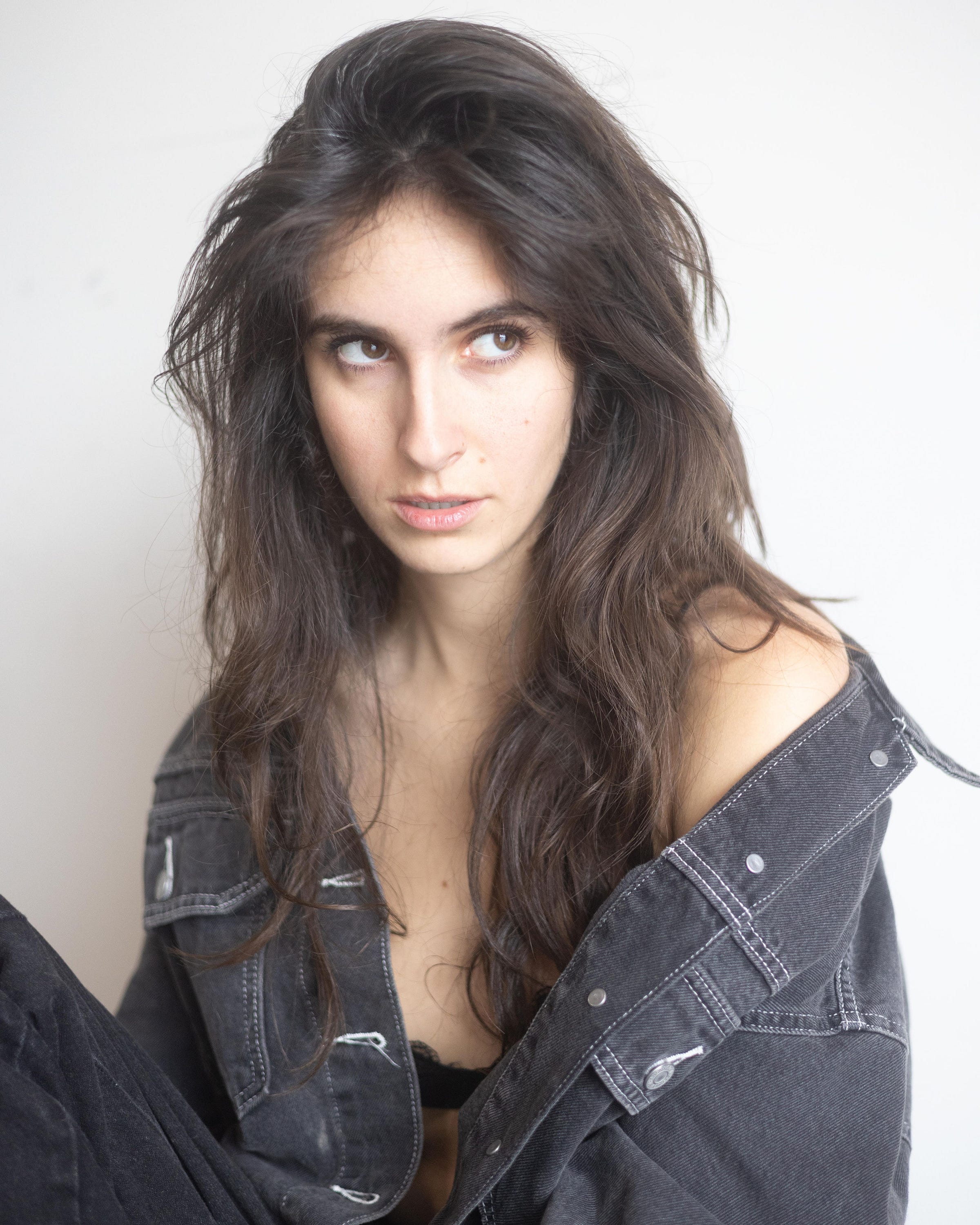 Elena Karaytcheva – Medium