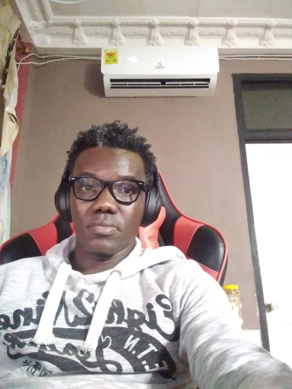 Paa Yaw – Medium