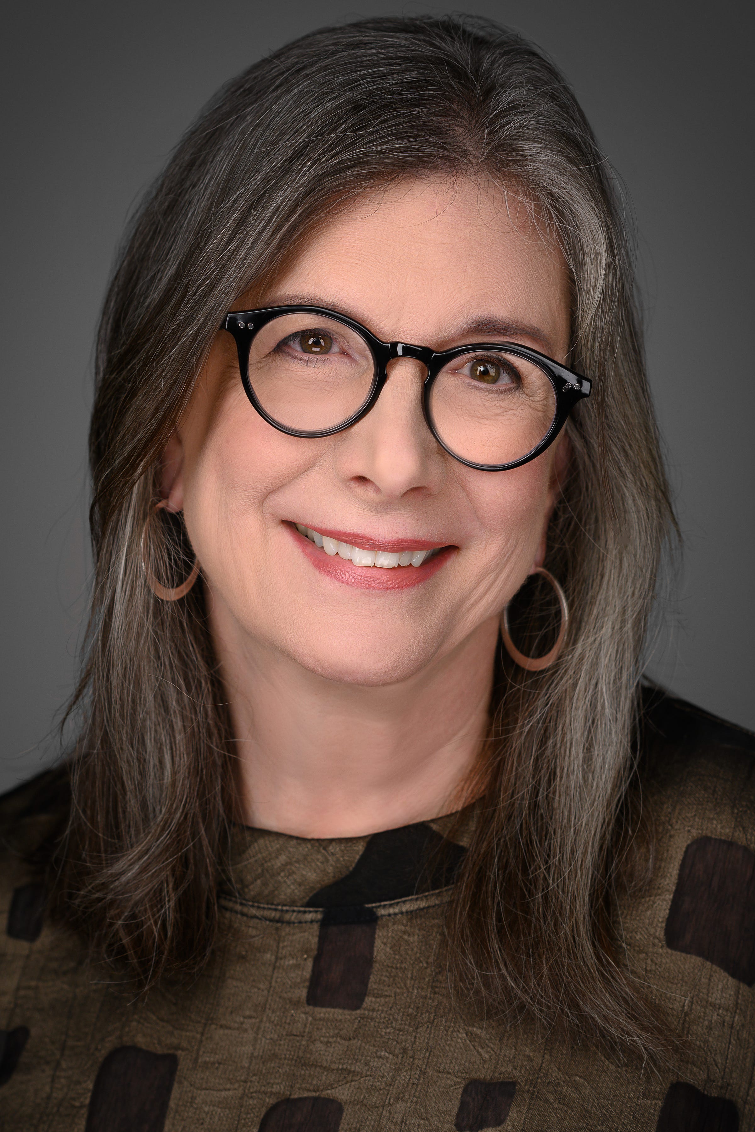 Linda Scott – Medium
