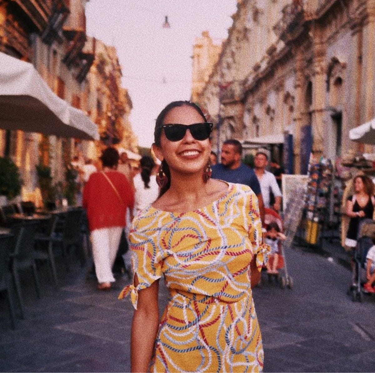 Alessandra Giron – Medium