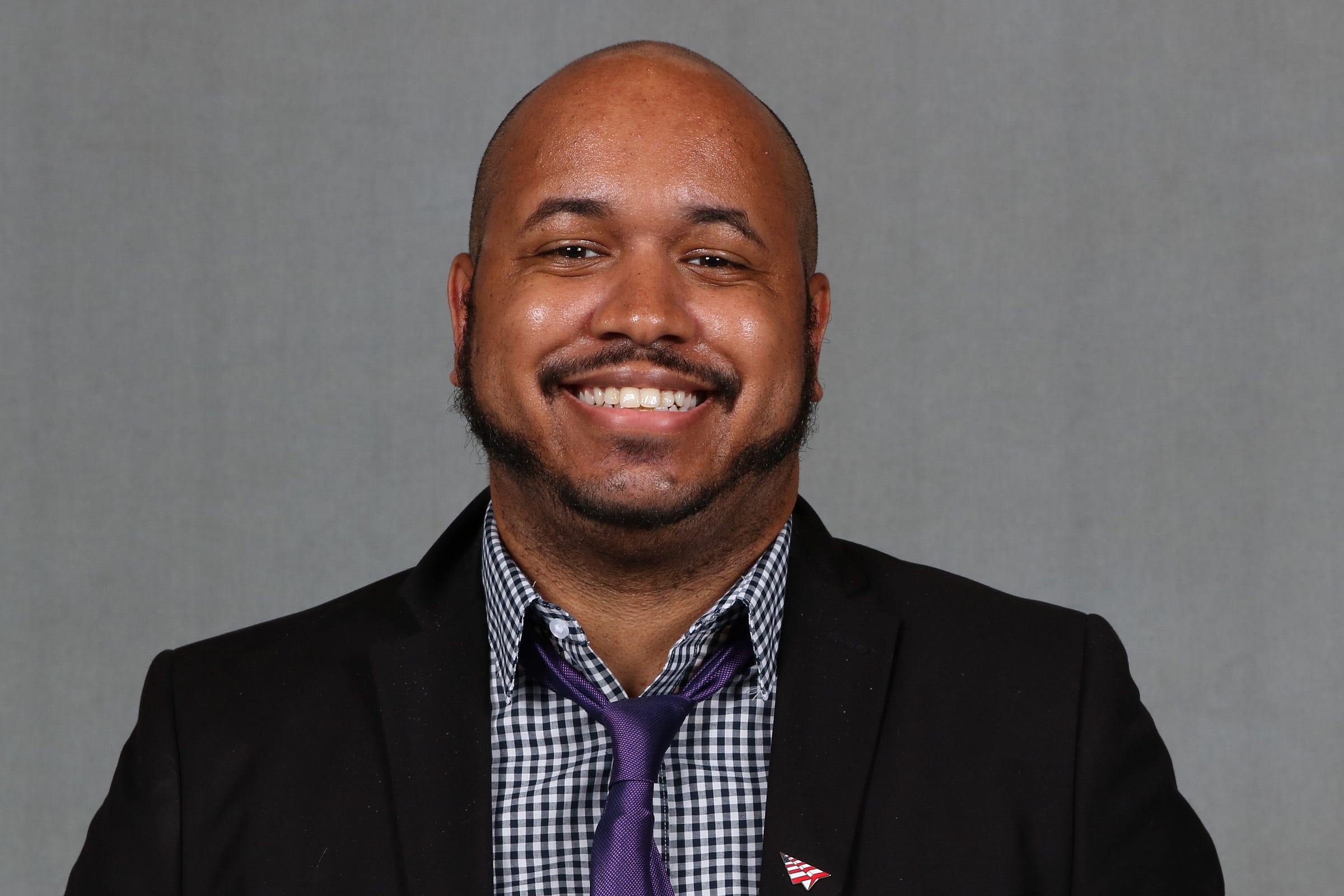 Dalbin Osorio – Medium