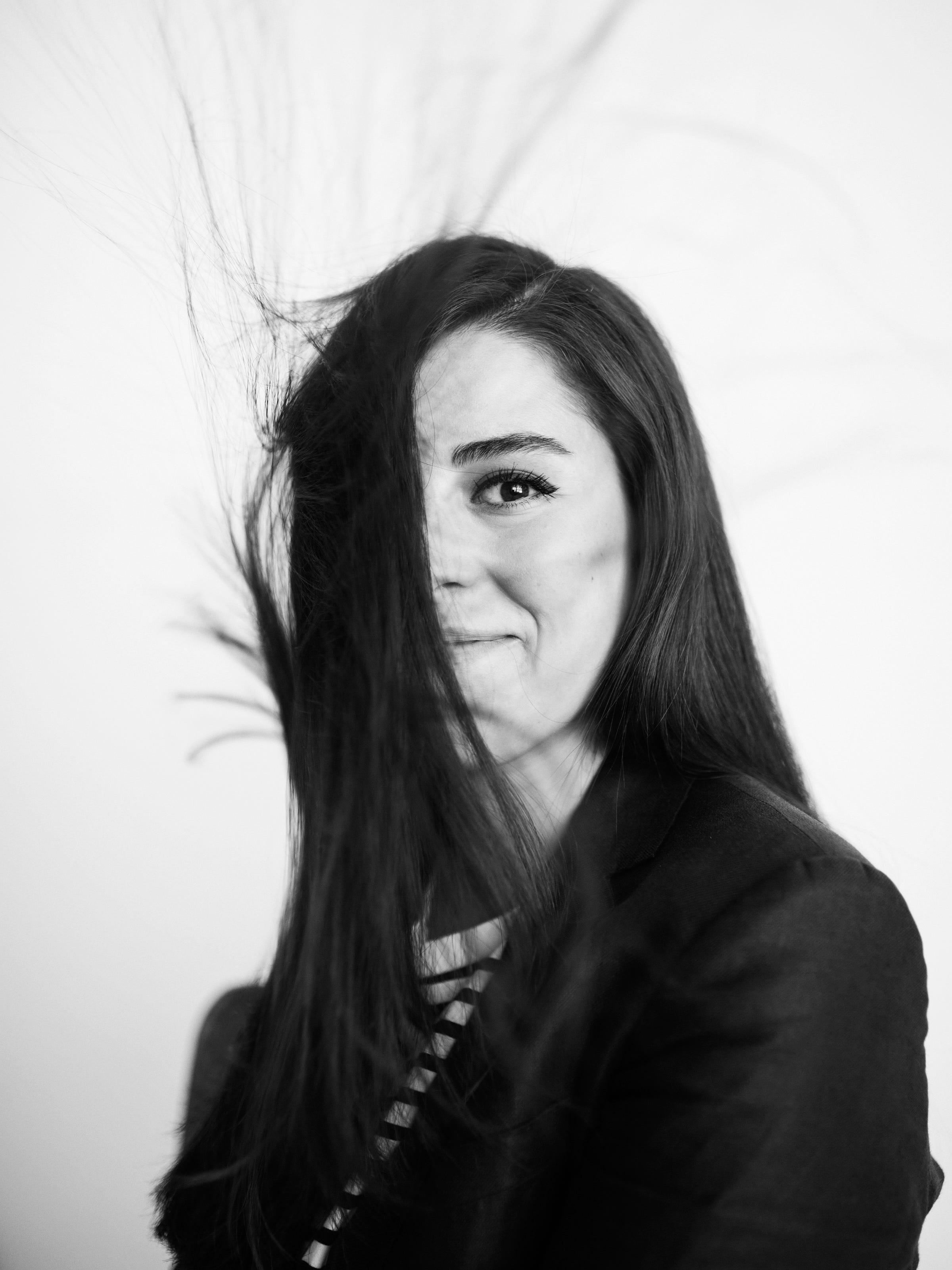 About Anna L Medium