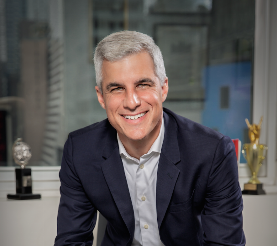 Ken Davenport – Medium