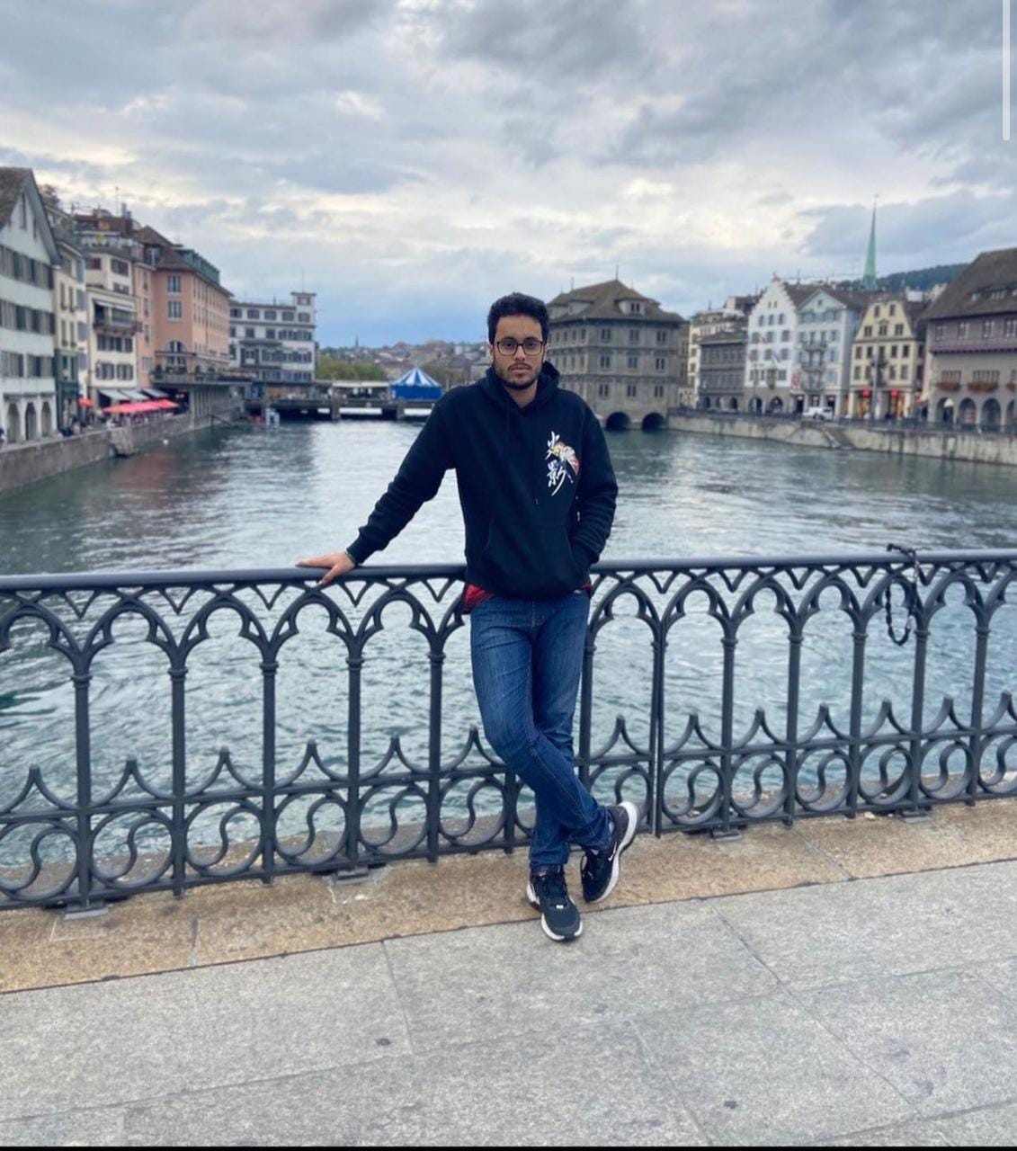 Lucas Leonel – Medium